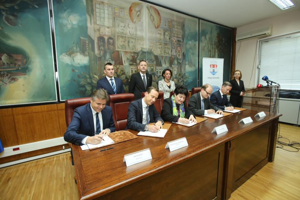 Contract with German company "Brose" signed in Pancevo - Град Панчево